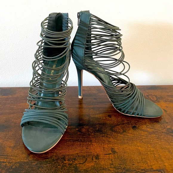 Shoe Republic LA | Shoes | Olive Heels | Poshmark